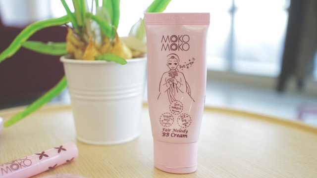 Rekomendasi-6-Produk-Terbaik-Moko-Moko-Kosmetik
