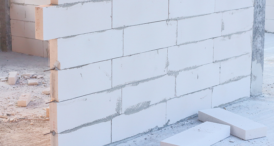 Mengenal-Lebih-Dekat-si-Putih-Bata-Ringan-Pengganti-Batako