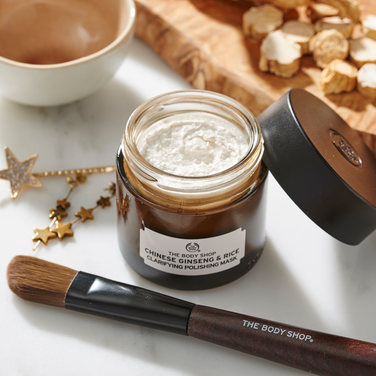 Rekomendasi-5-Produk-Kecantikan-Milik-The-Body-Shop